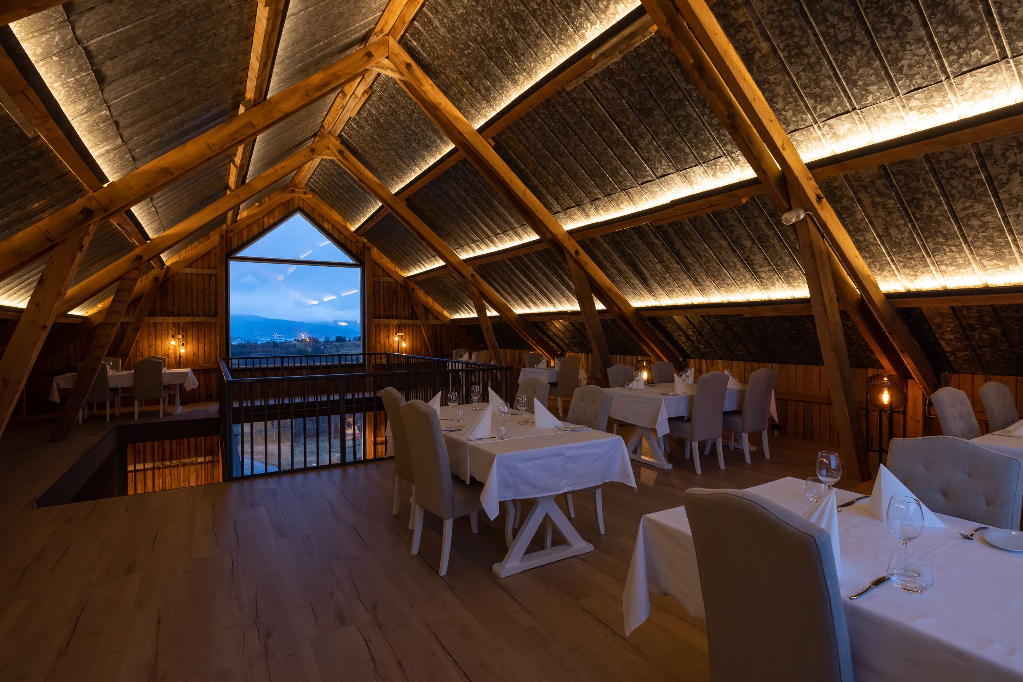 Authentic restaurant with views - Aurora Borealis Observatory